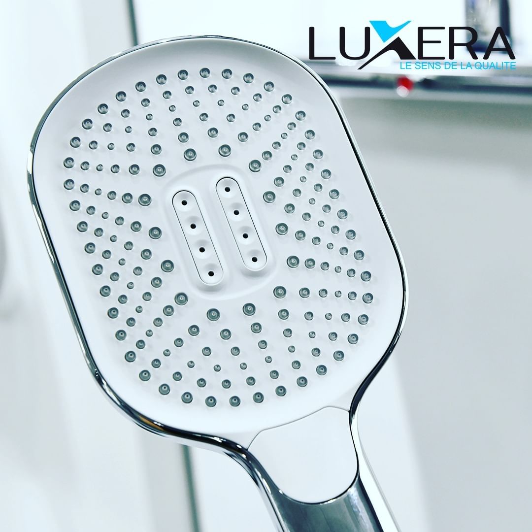 Expert Solutions for Restoring Shower Head Water Flow | LUXERA